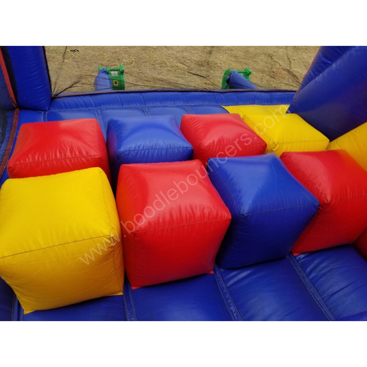 35 Foot Obstacle Course - Boodle Bouncers